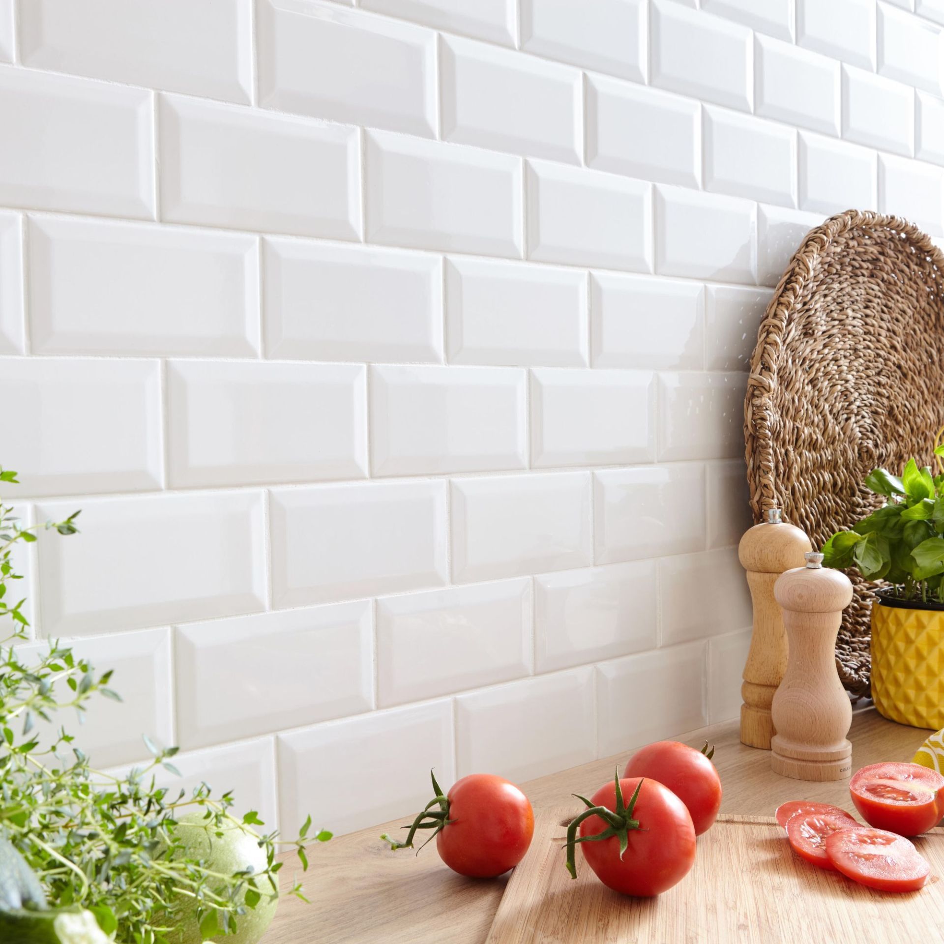 Faianta baie / bucatarie Metro, 10 x 20 cm, lucioasa, alba